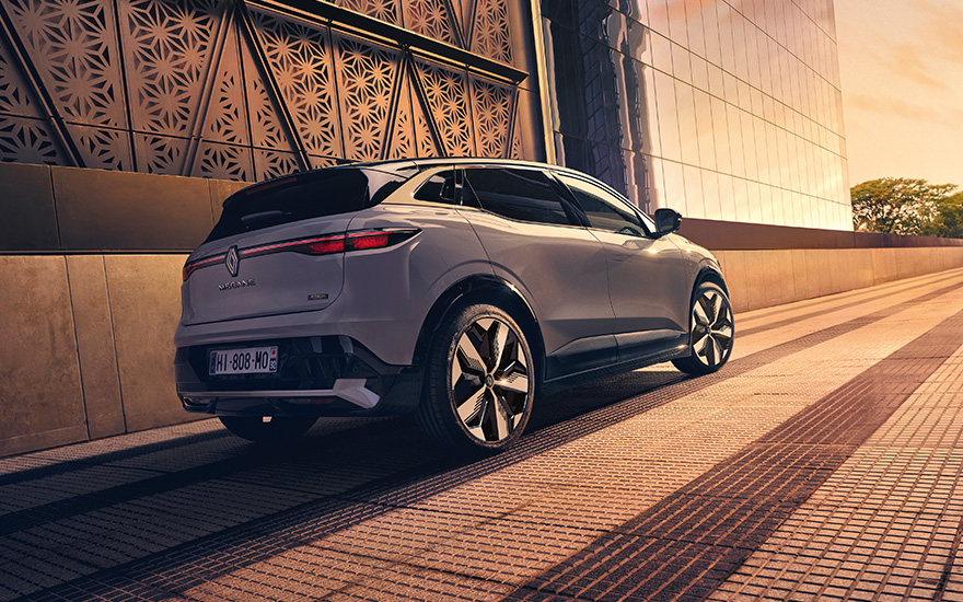 Drive Electric - Renault | Renault Australia