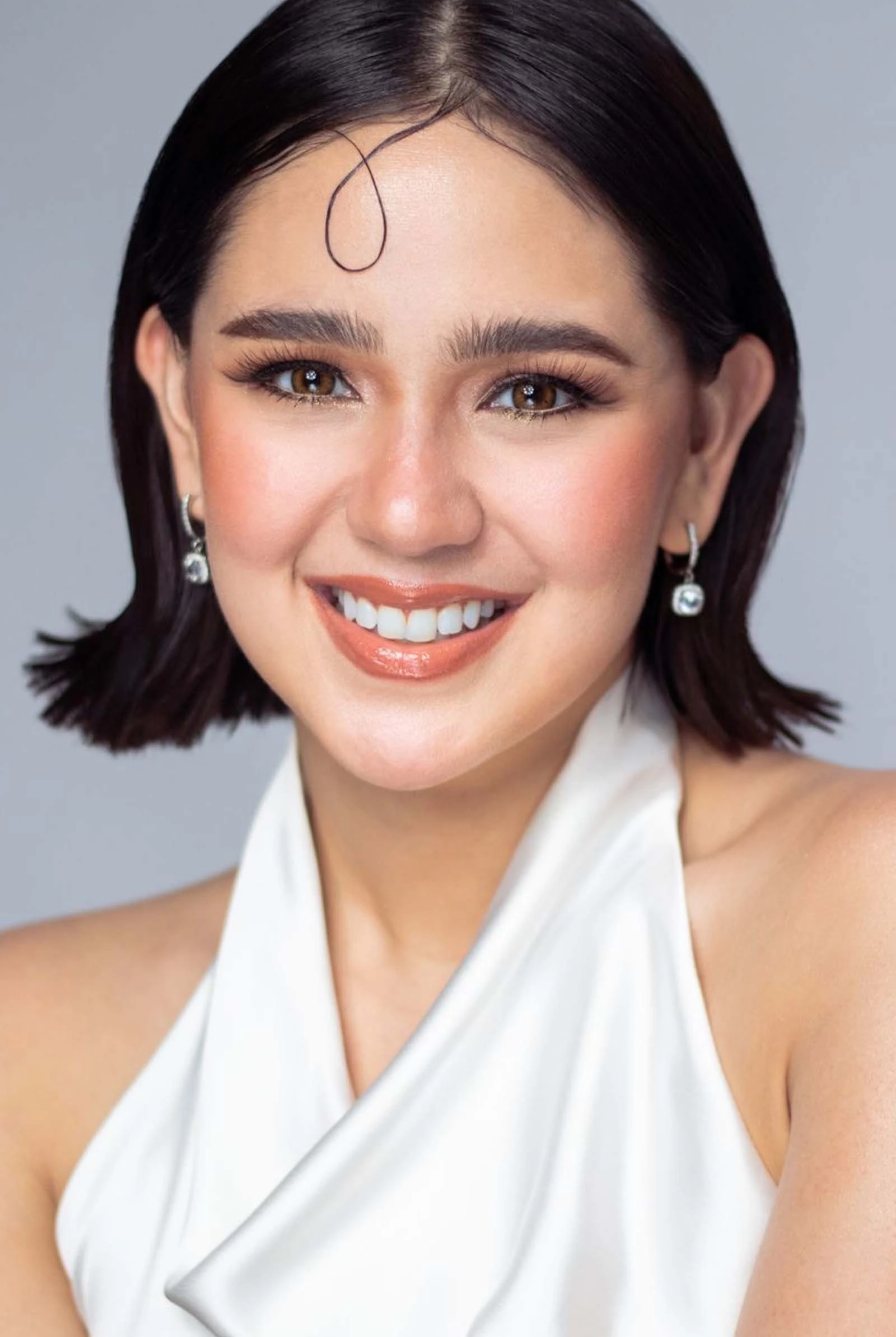 How Dentacare BGC Makes Camera-Ready Smiles More Accessible