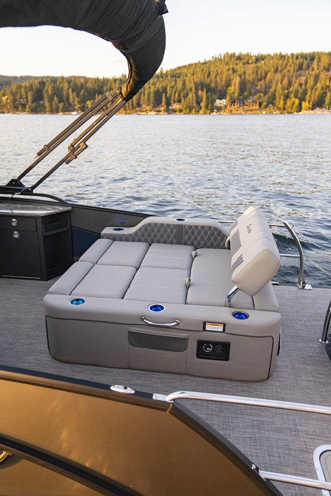 Barletta Barletta Lusso Gallery | Barletta Boats