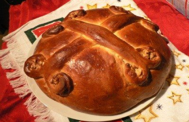 Top 8 Greek Christmas traditions you should know about this festive ...