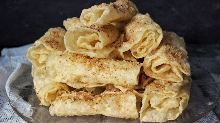 Traditional Greek Recipes: Diples – The Greek Herald