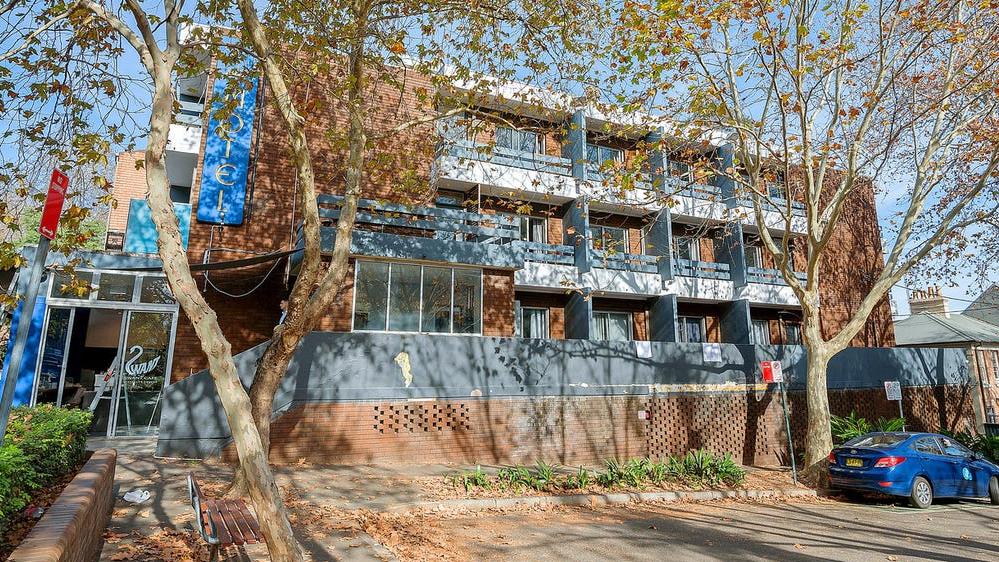 George Karageorge buys Surry Hills City Crown Motel for $11.5 million ...