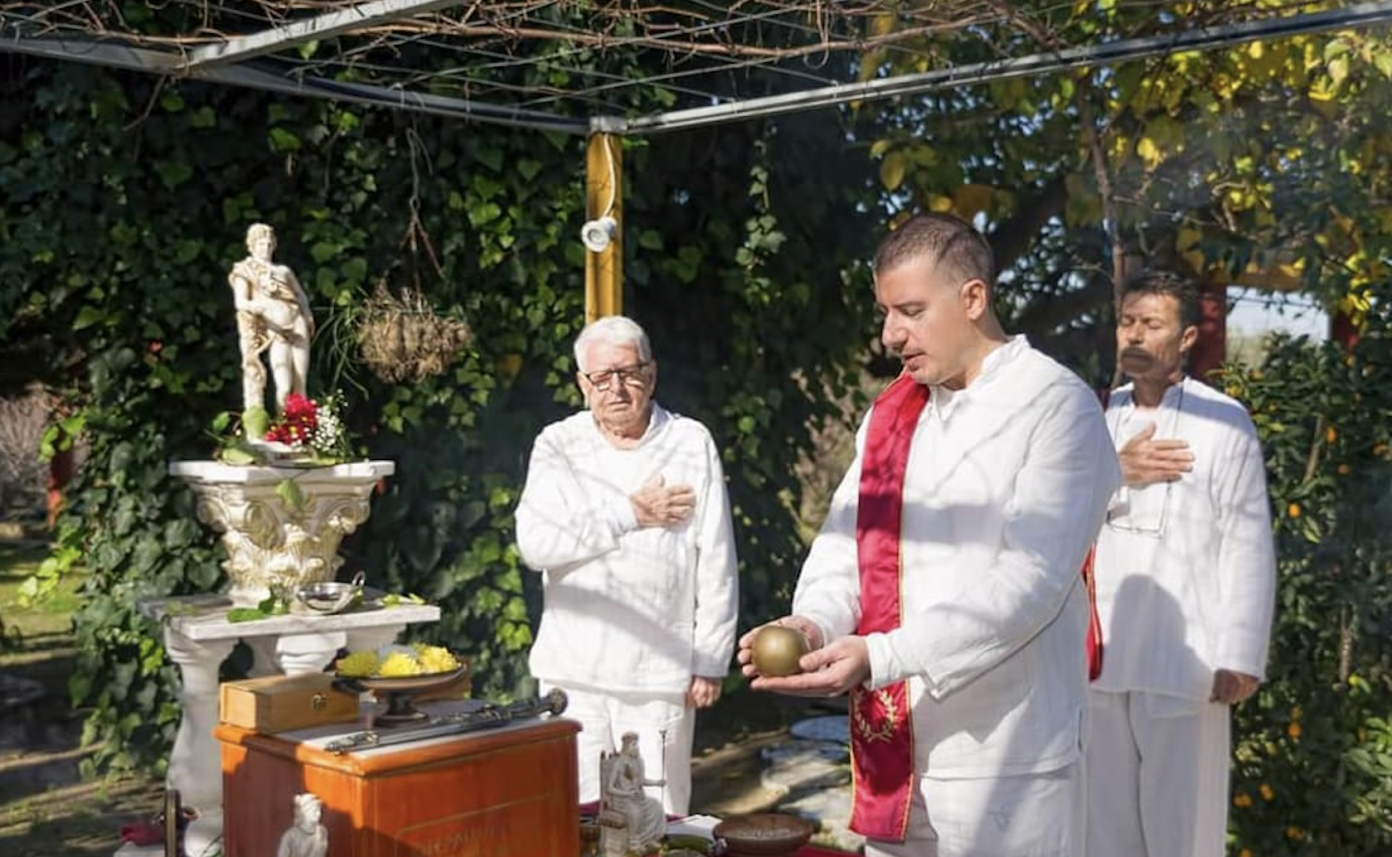 Meet the Greek Australians who worship the Olympians – Greek Herald