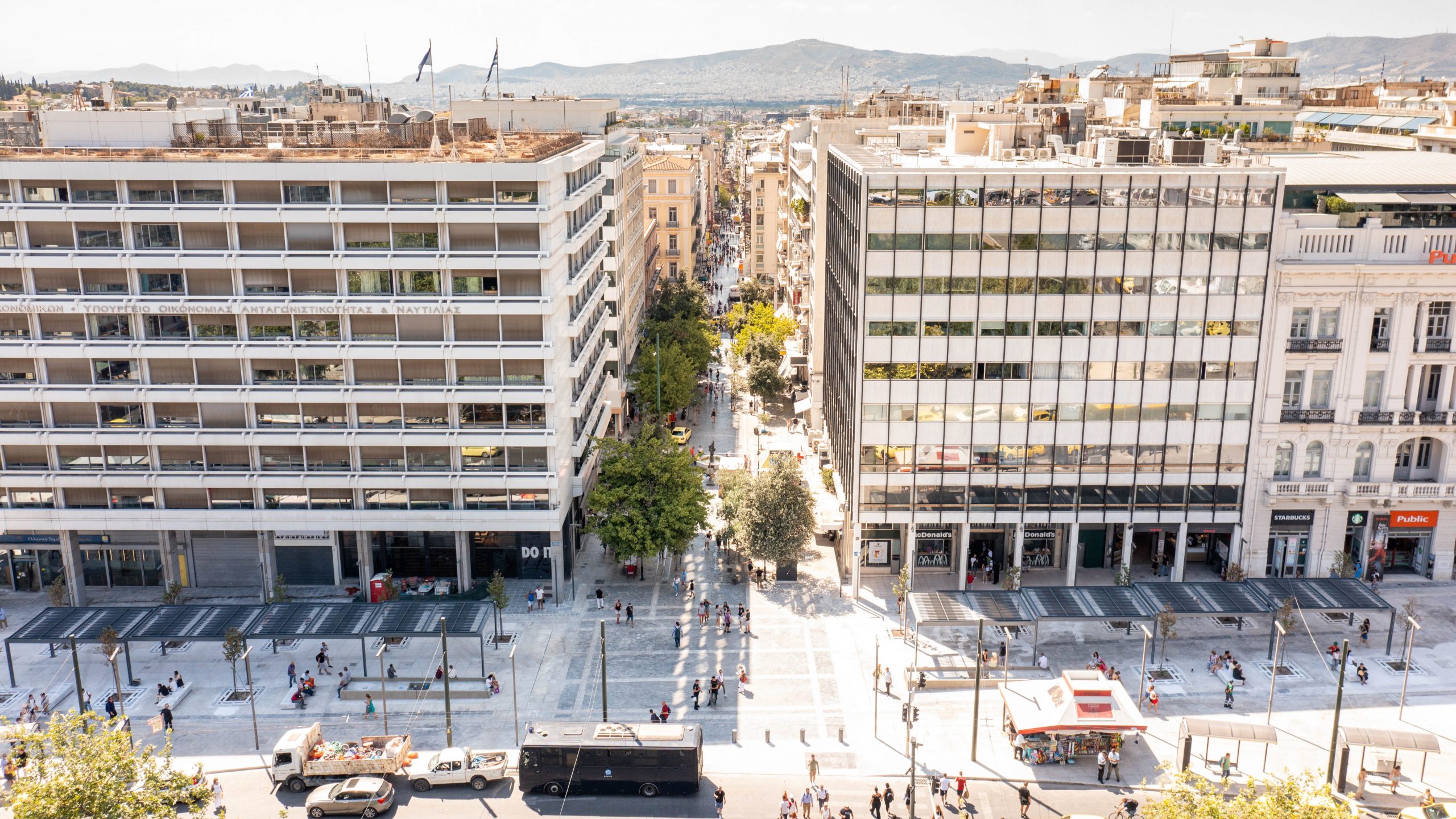 syntagma square - Greek Herald