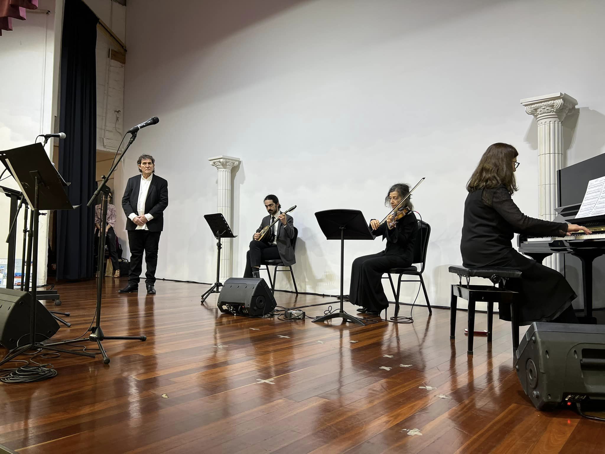 Meraki-Band - Greek Herald