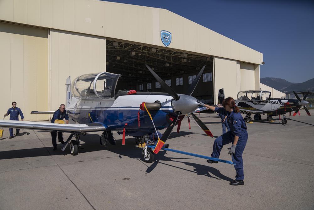 Greece launches operations at new Israeli built pilot training facility ...
