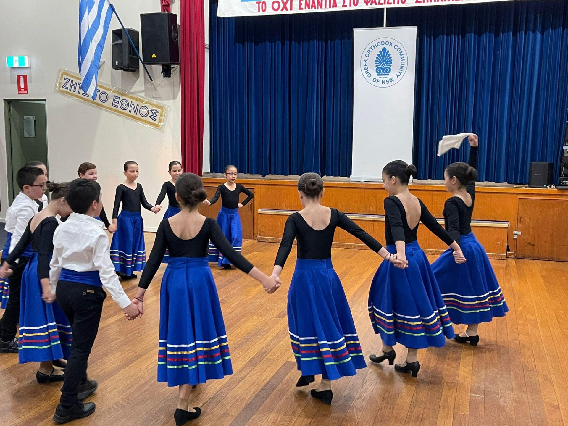 OXI Day: Greeks across Australia celebrate with dancing and wreath ...
