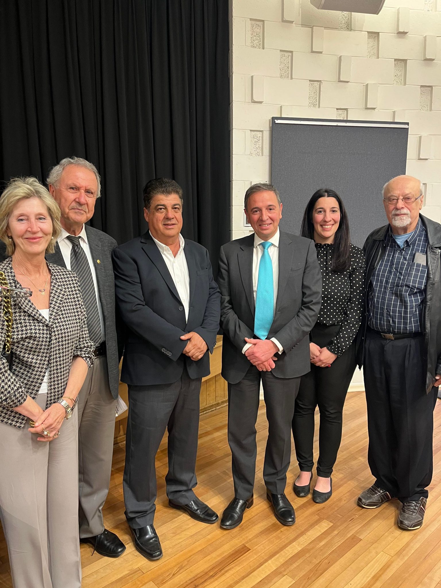 Professor Anastasios Tamis' book on Hellenes in Australia launched in ...
