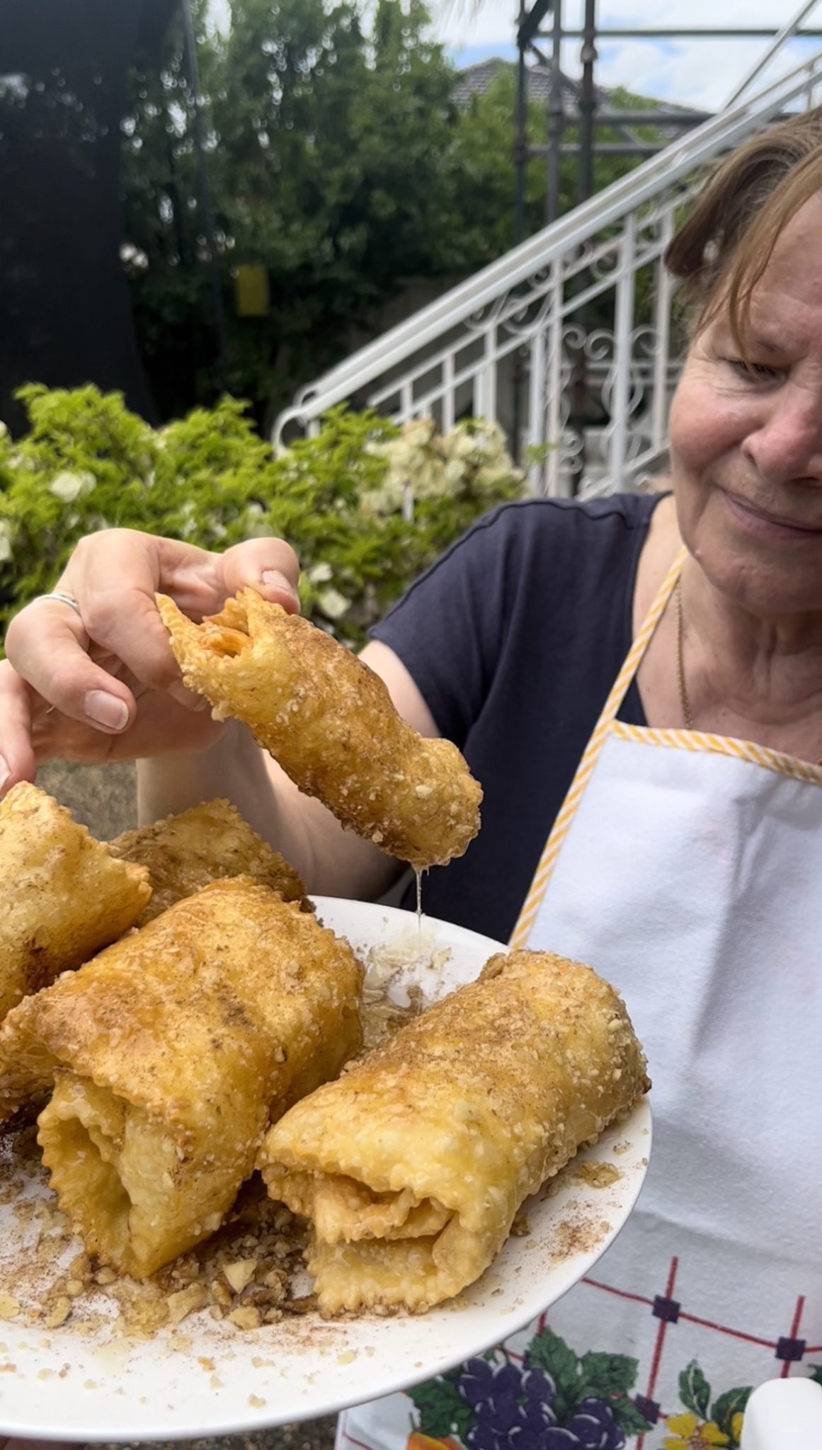 Traditional Greek Christmas Dessert: Diples - Greek Herald