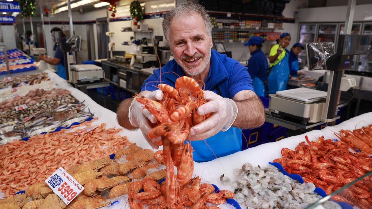 Hundreds flock to Sydney's Fish Market to grab seafood ahead of ...