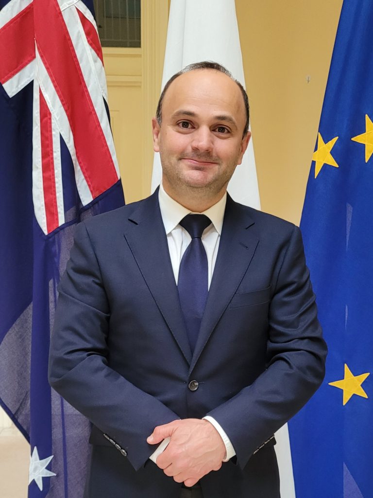 Greek and Cypriot officials send Christmas messages of support to ...