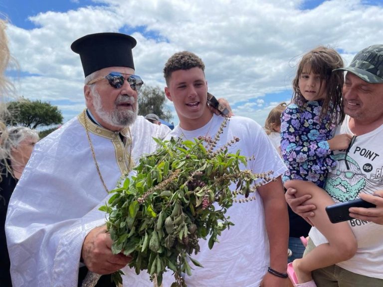 Father Eleftherios Tatsis from Red Hill defrocked – Greek Herald