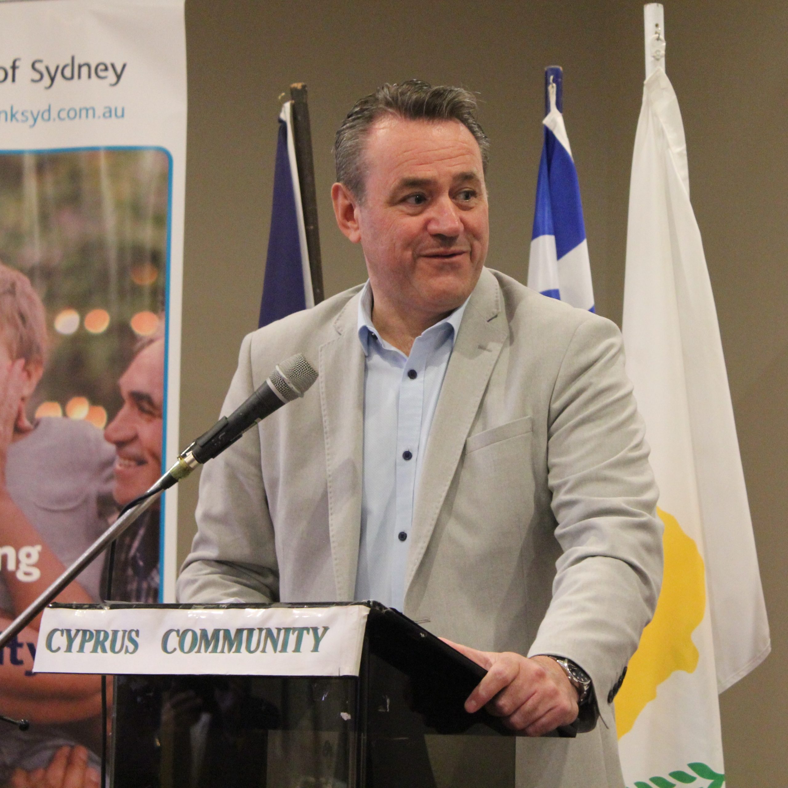 steve-kamper – Greek Herald