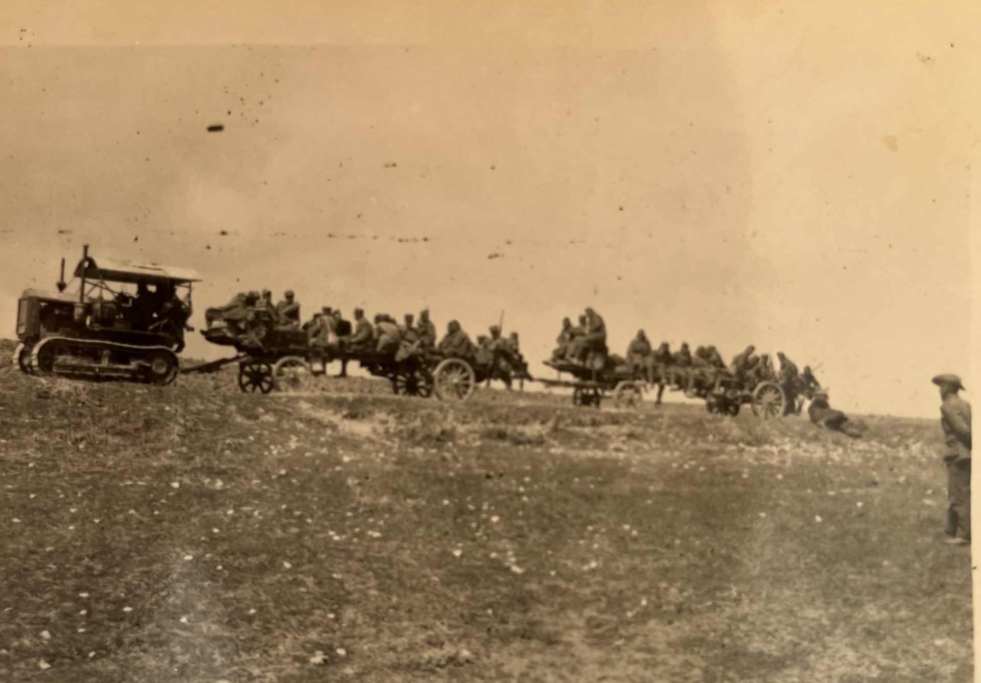 'Right thing to do': 100-year-old Les Cook on fighting in Battle of ...