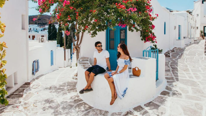 Paros makes Top 10 in Expedia's Winter destinations list for 2023 ...