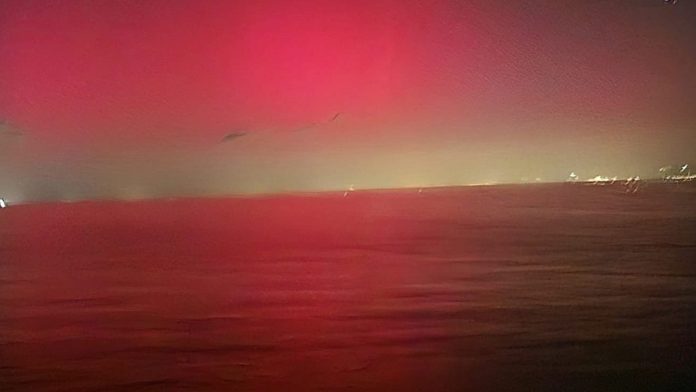 Northern lights shine bright over Northern Greece – The Greek Herald