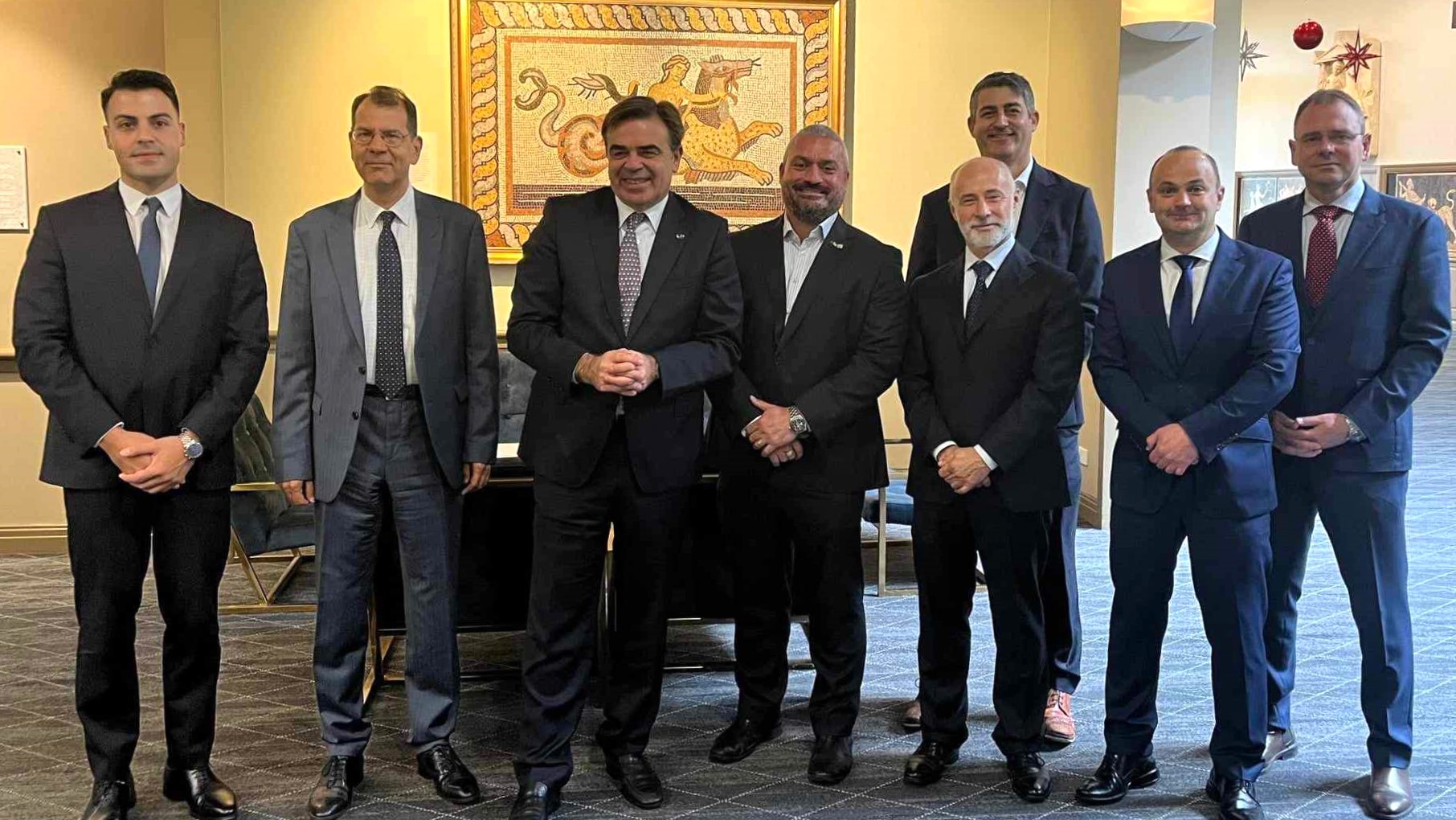 Margaritis Schinas meets with Canberra's Greeks – The The Greek Herald