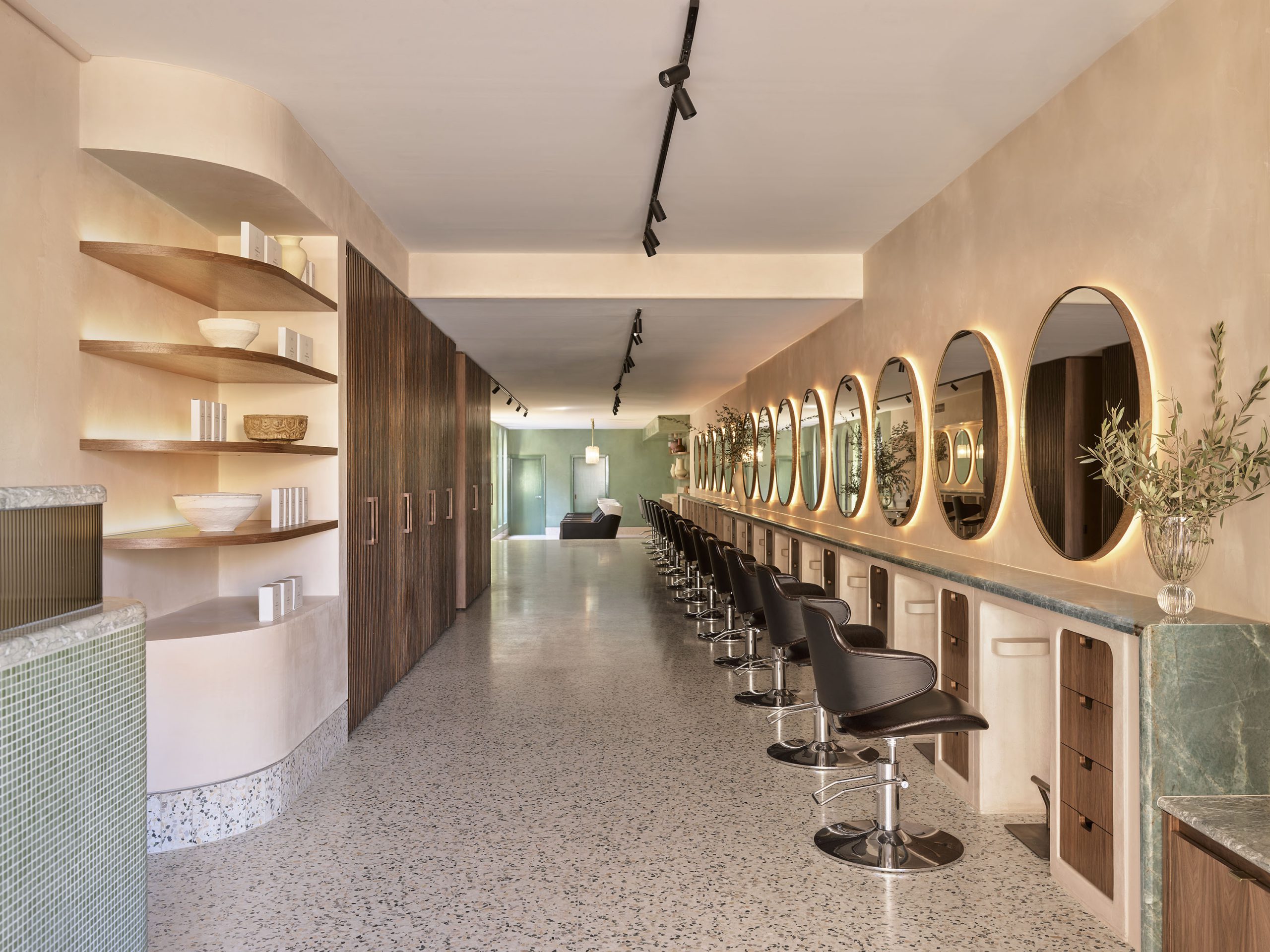 Headcase Hair Debuts New Salon Renovation - Styleicons