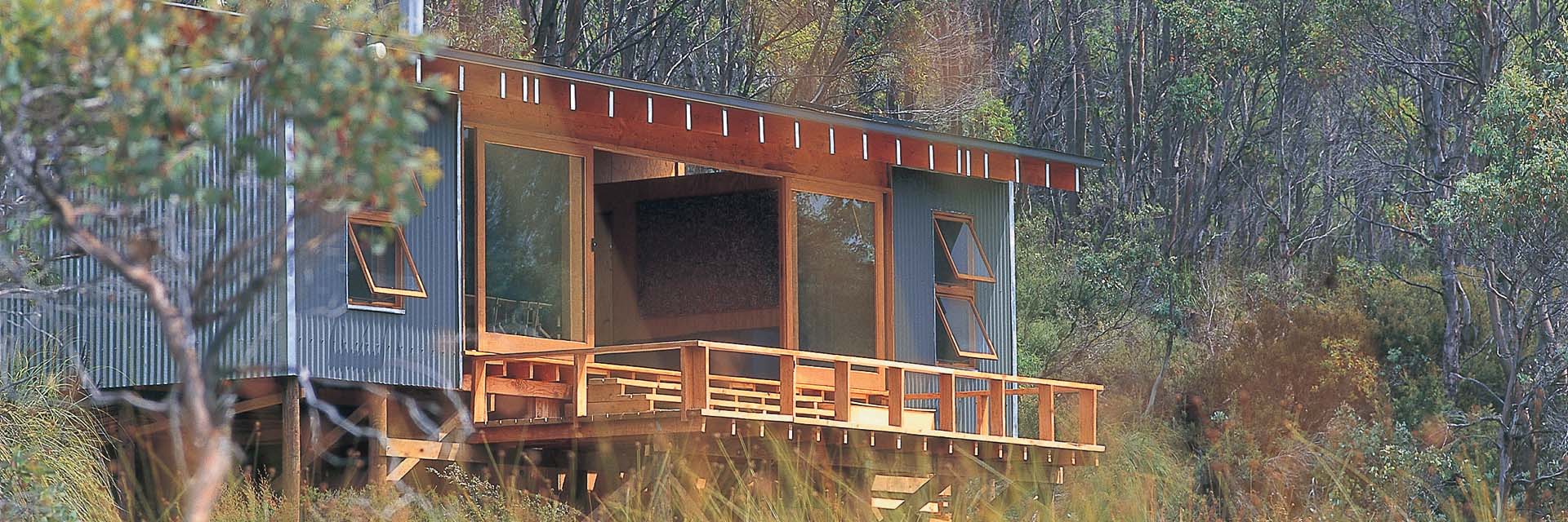 Cradle Mountain Huts Walk, 5 Days Waldheim to Lake St Clair with A&K ...