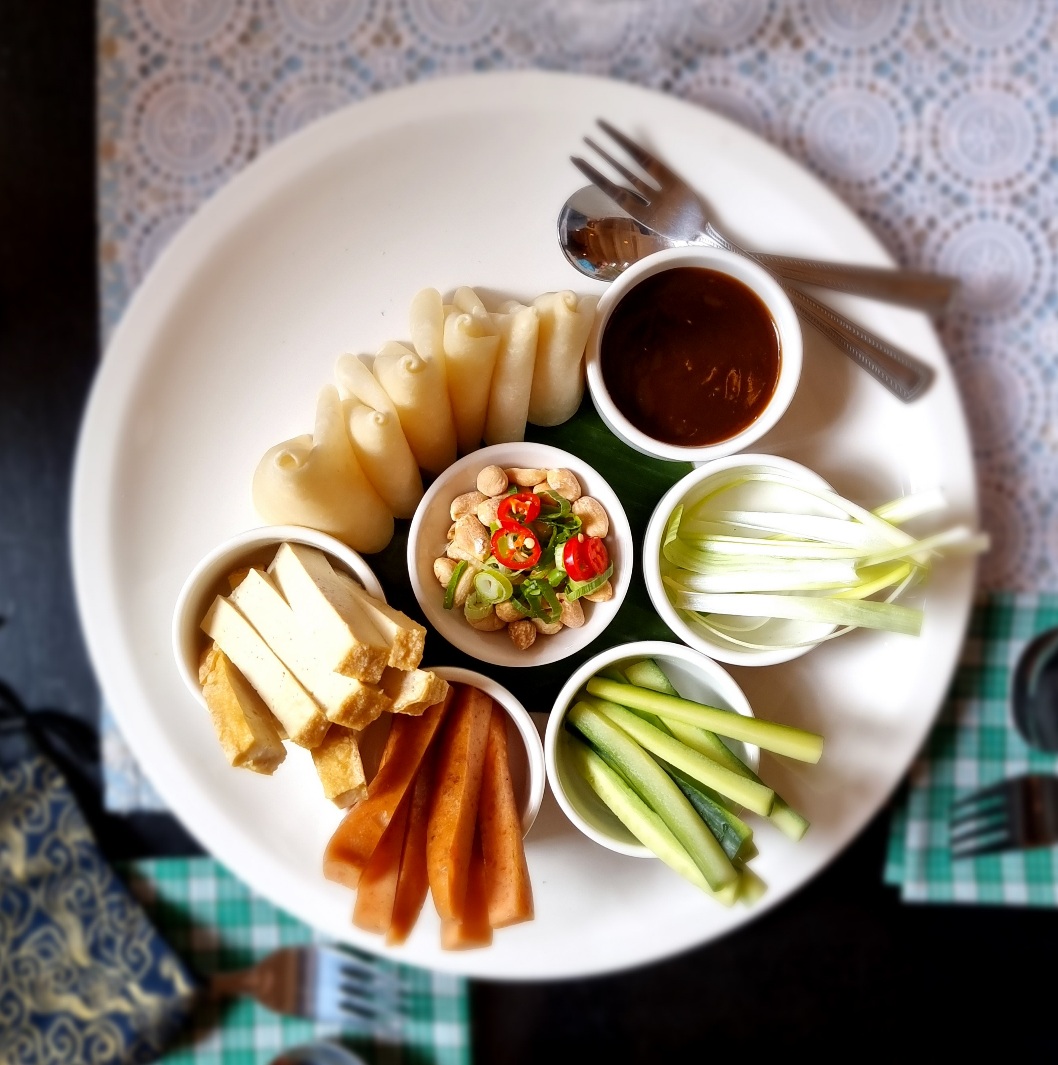 KRAVEiN: Snap, find & order best food