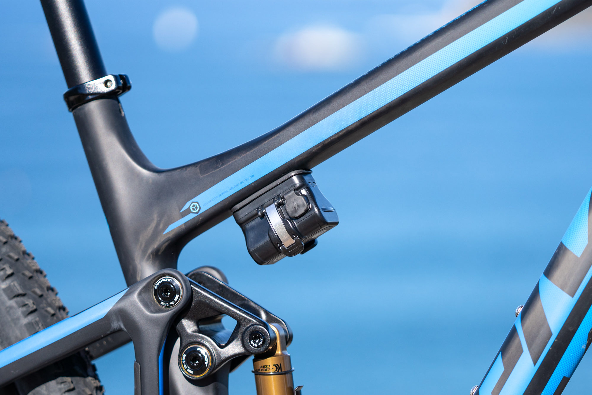 Tested: Pivot Mach 4 SL