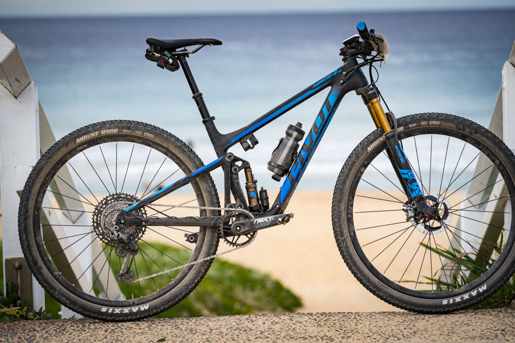 Tested: Pivot Mach 4 SL