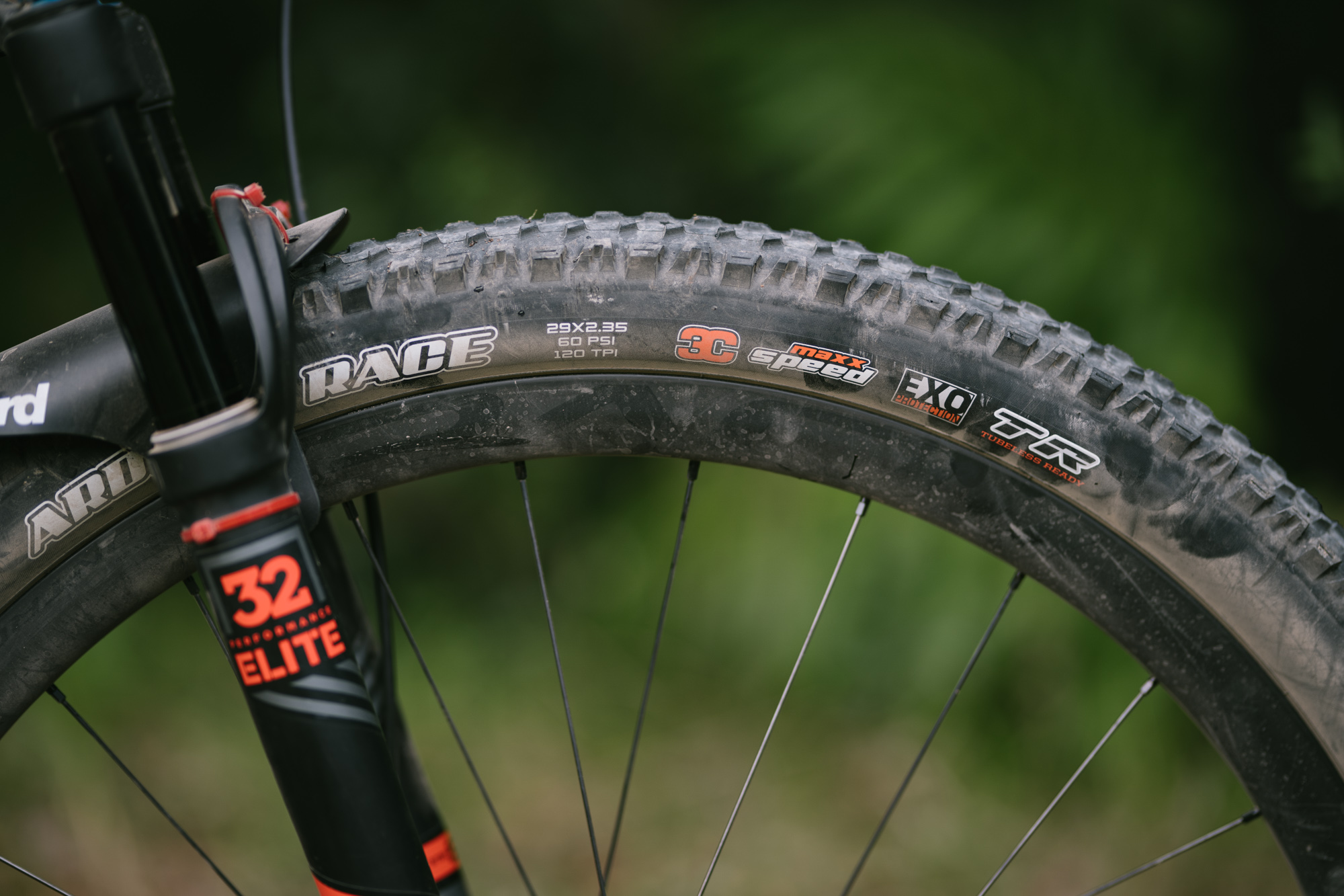 Review | Roval's Control Carbon 29 wheels deliver reliability for less ...