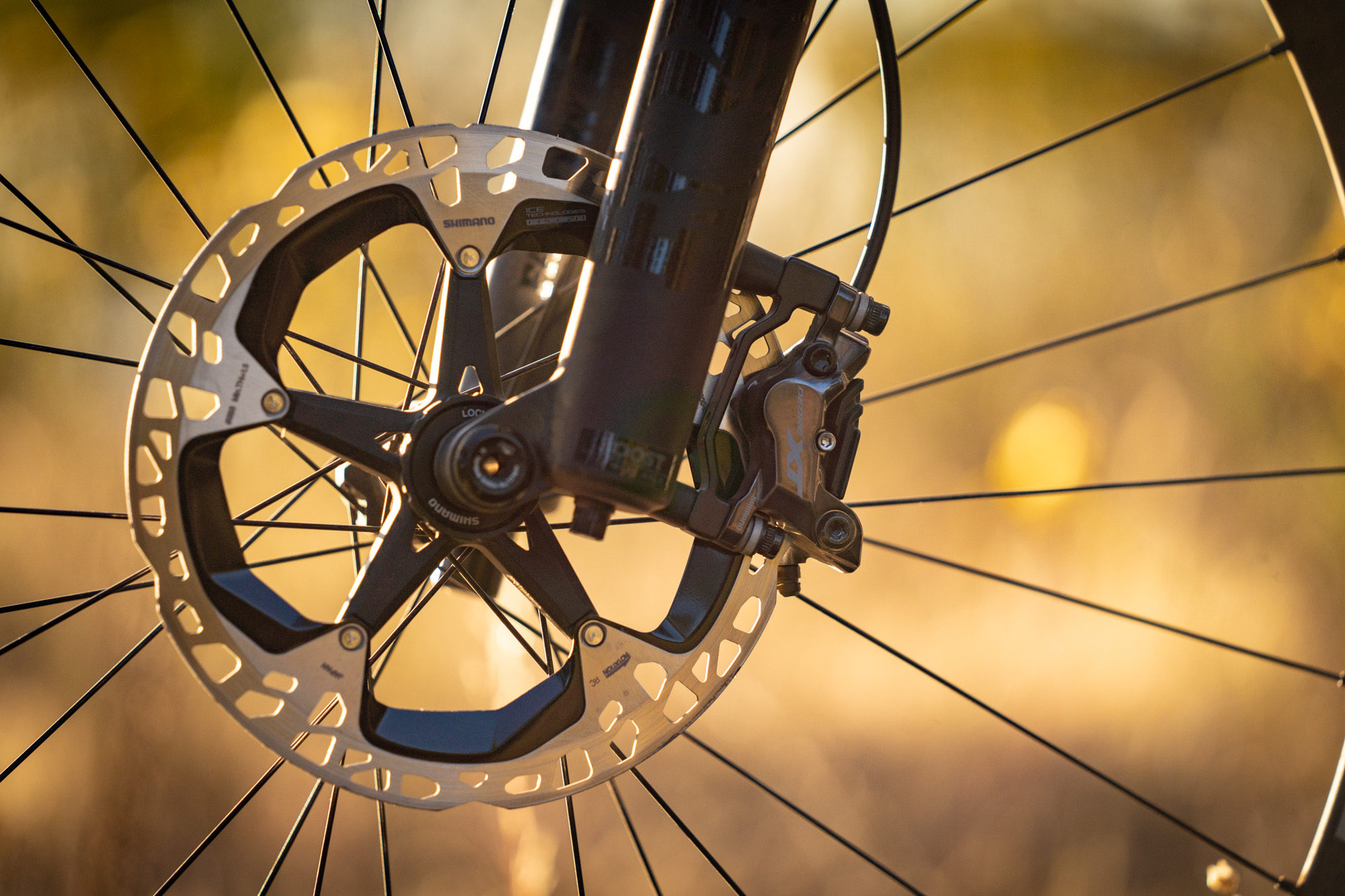 Review | Shimano SLX M7120 Four-Piston Disc Brakes