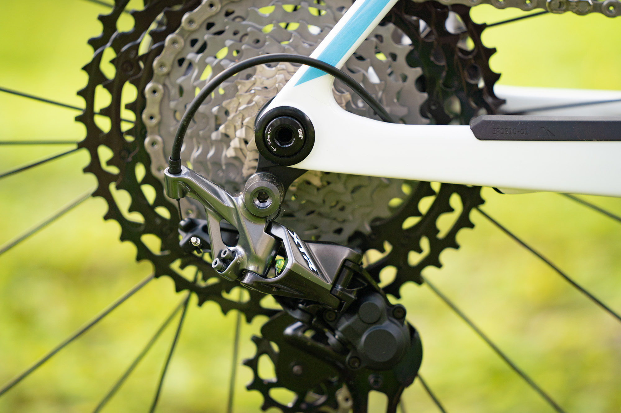 On Test | The 2021 Canyon Exceed CFR goes lighter than ever before