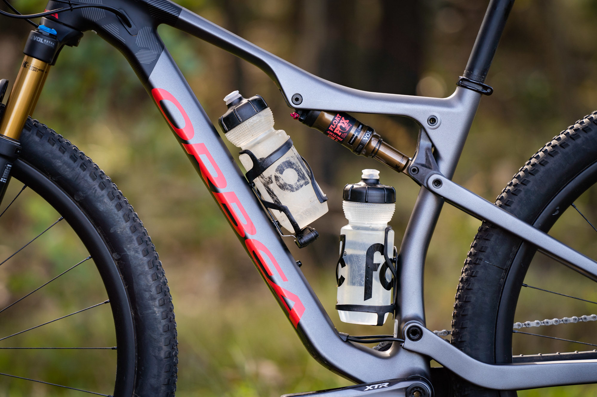 Orbea Oiz Review | The 2021 Oiz is a race bike with an ace up its sleeve