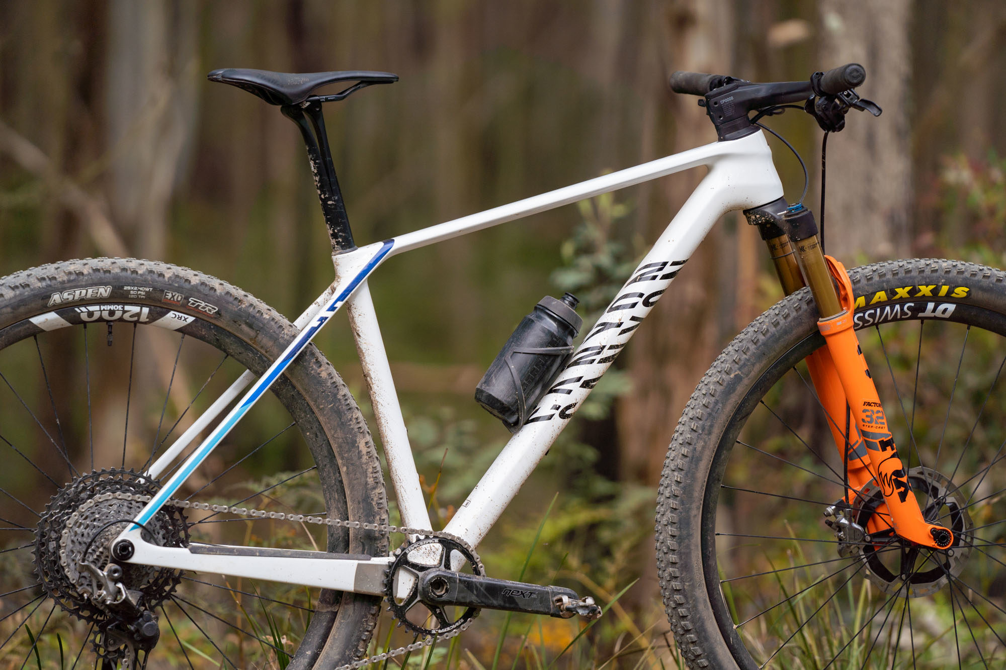 Canyon Exceed CFR 2021 Review | A super-light, unapologetic race bike