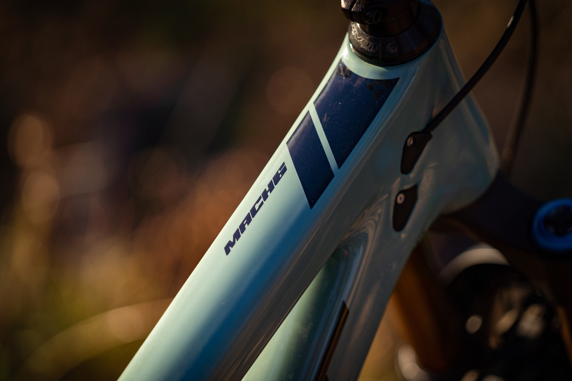 All-New Pivot Mach 6 Review | Keeping The 27.5in Flame Burning Bright!