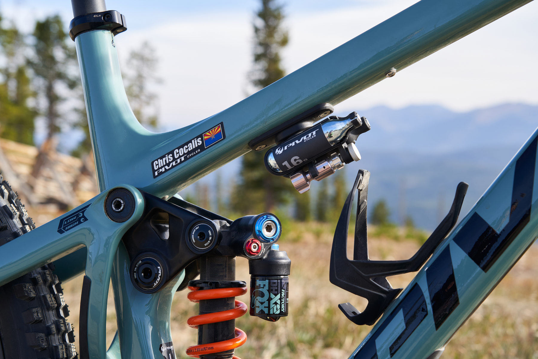 All-New Pivot Mach 6 Review | Keeping The 27.5in Flame Burning Bright!