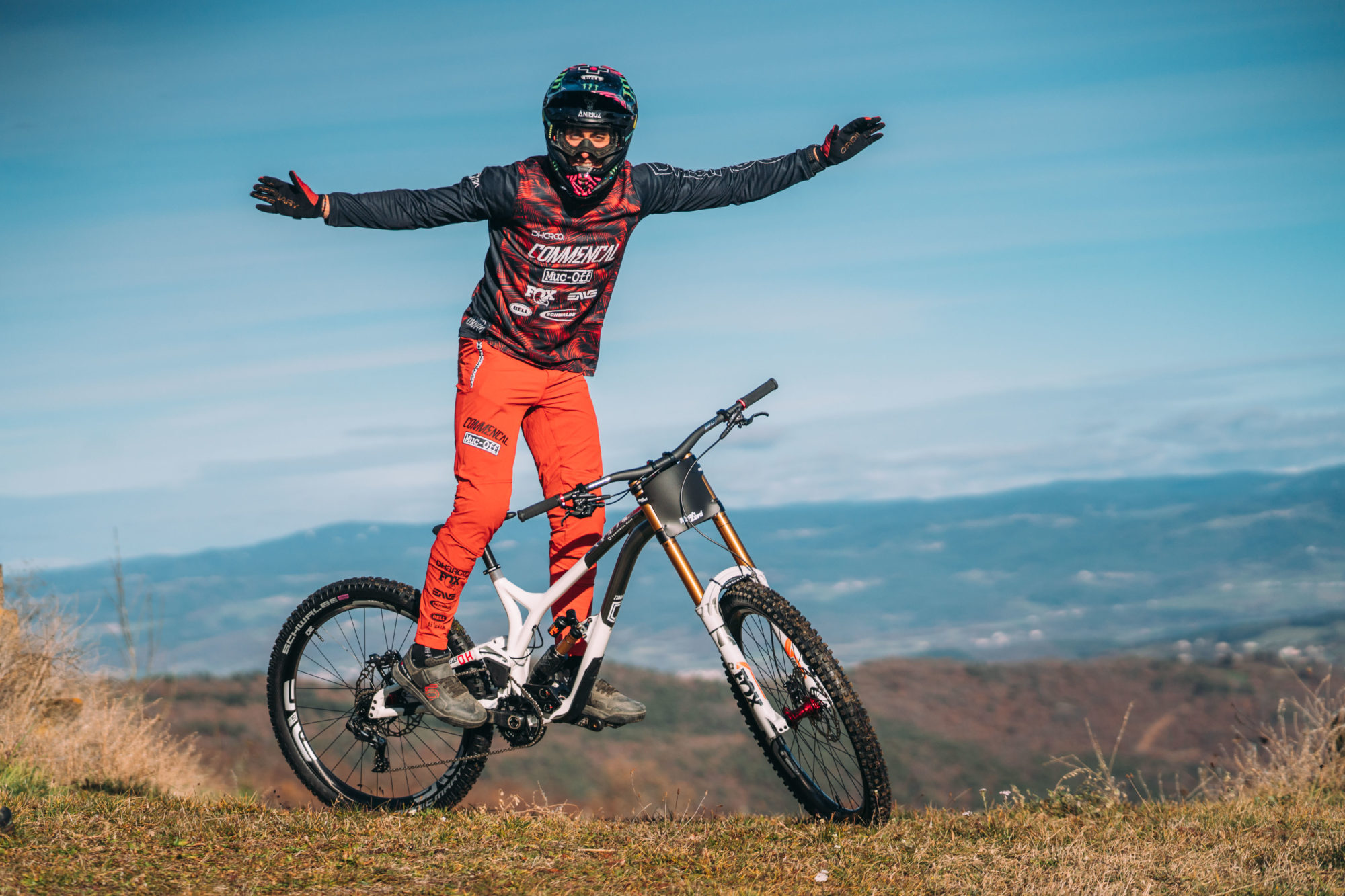 GoPro: Rémy Métailler Dominates Taxco Downhill