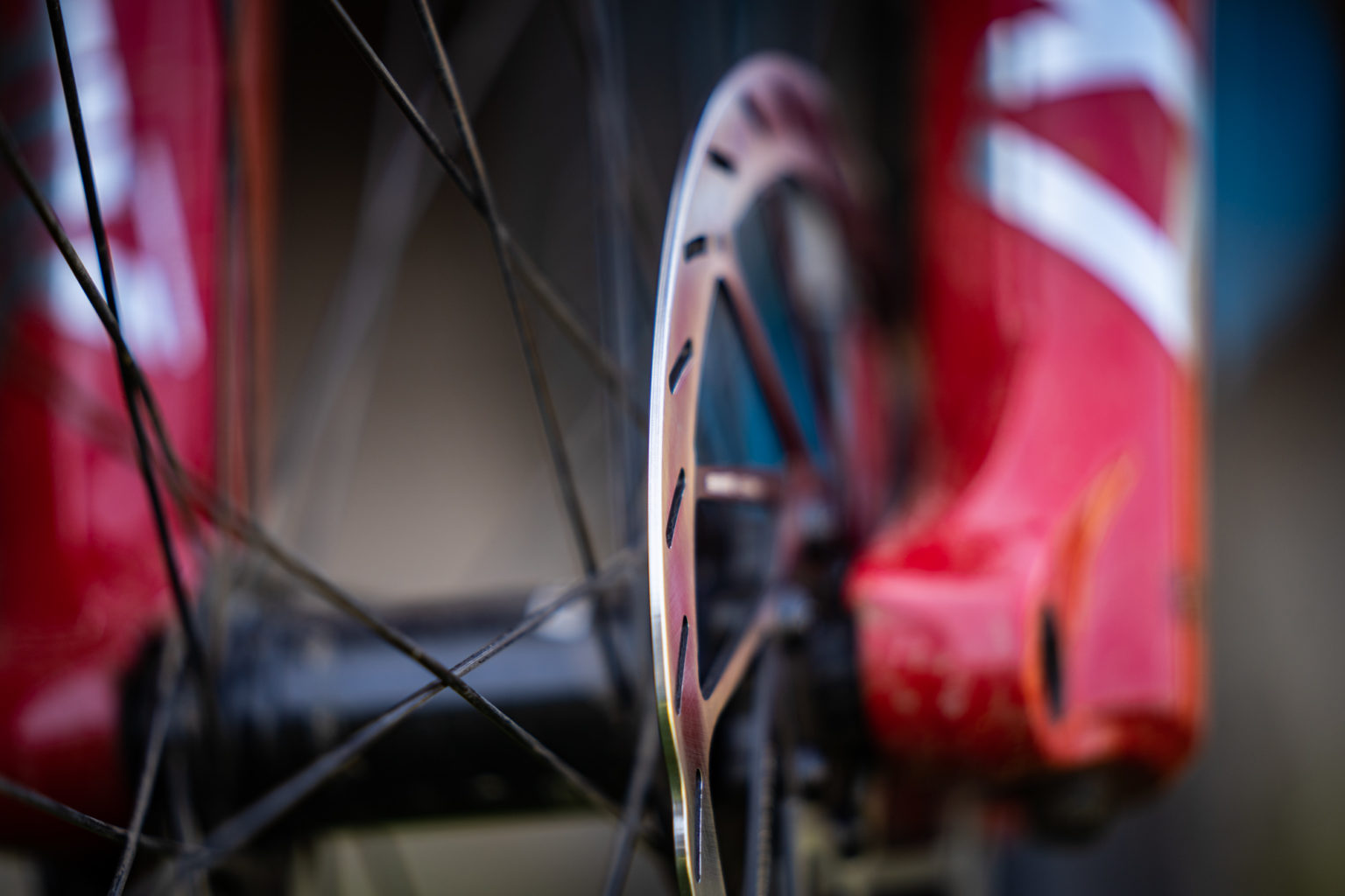 Flow's Fresh Produce | New SRAM HS2 rotors, a Canyon & Specialized kit