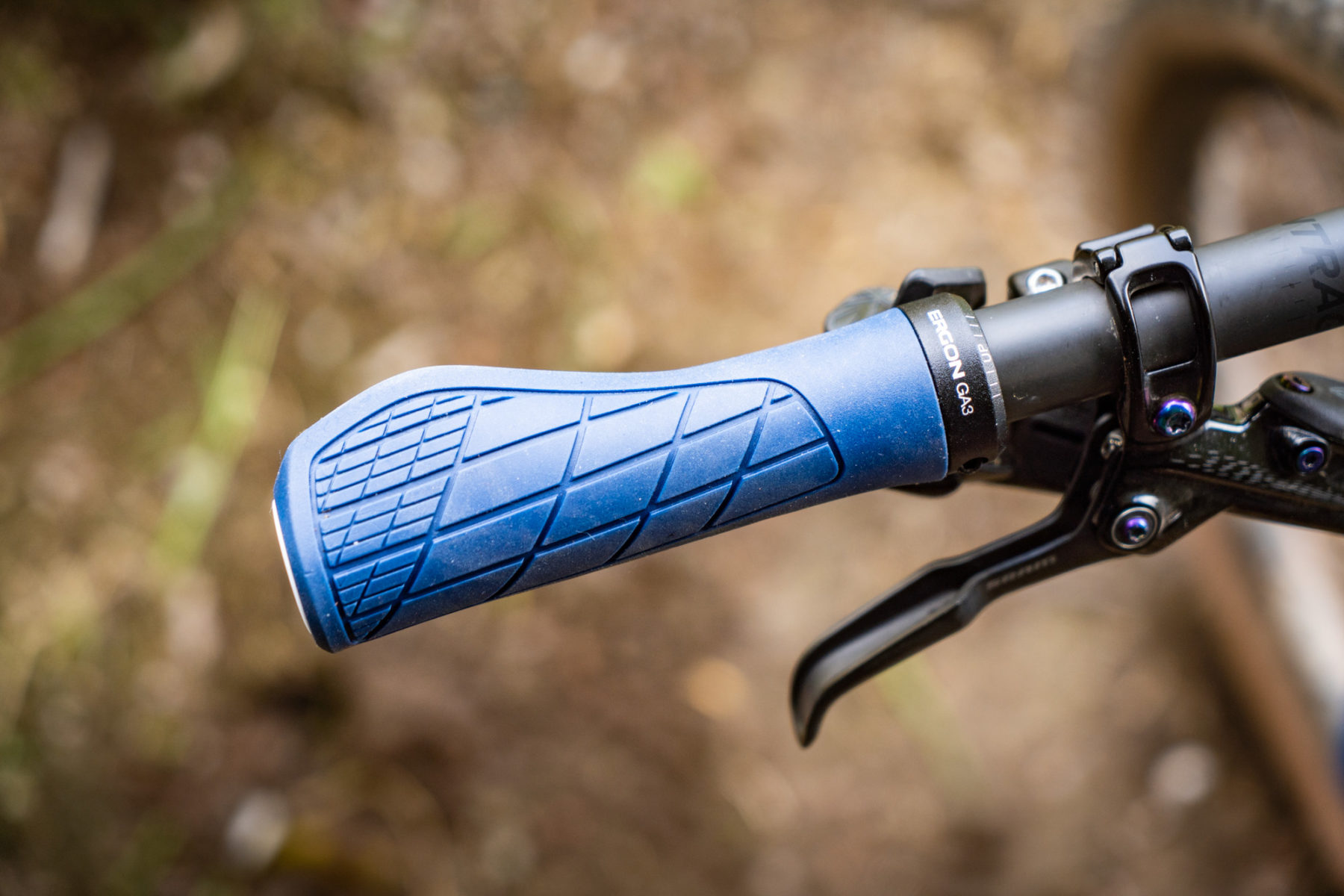 Flow's Fresh Produce | New SRAM HS2 rotors, a Canyon & Specialized kit