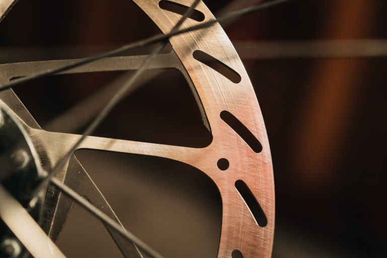 Flow's Fresh Produce | New SRAM HS2 rotors, a Canyon & Specialized kit