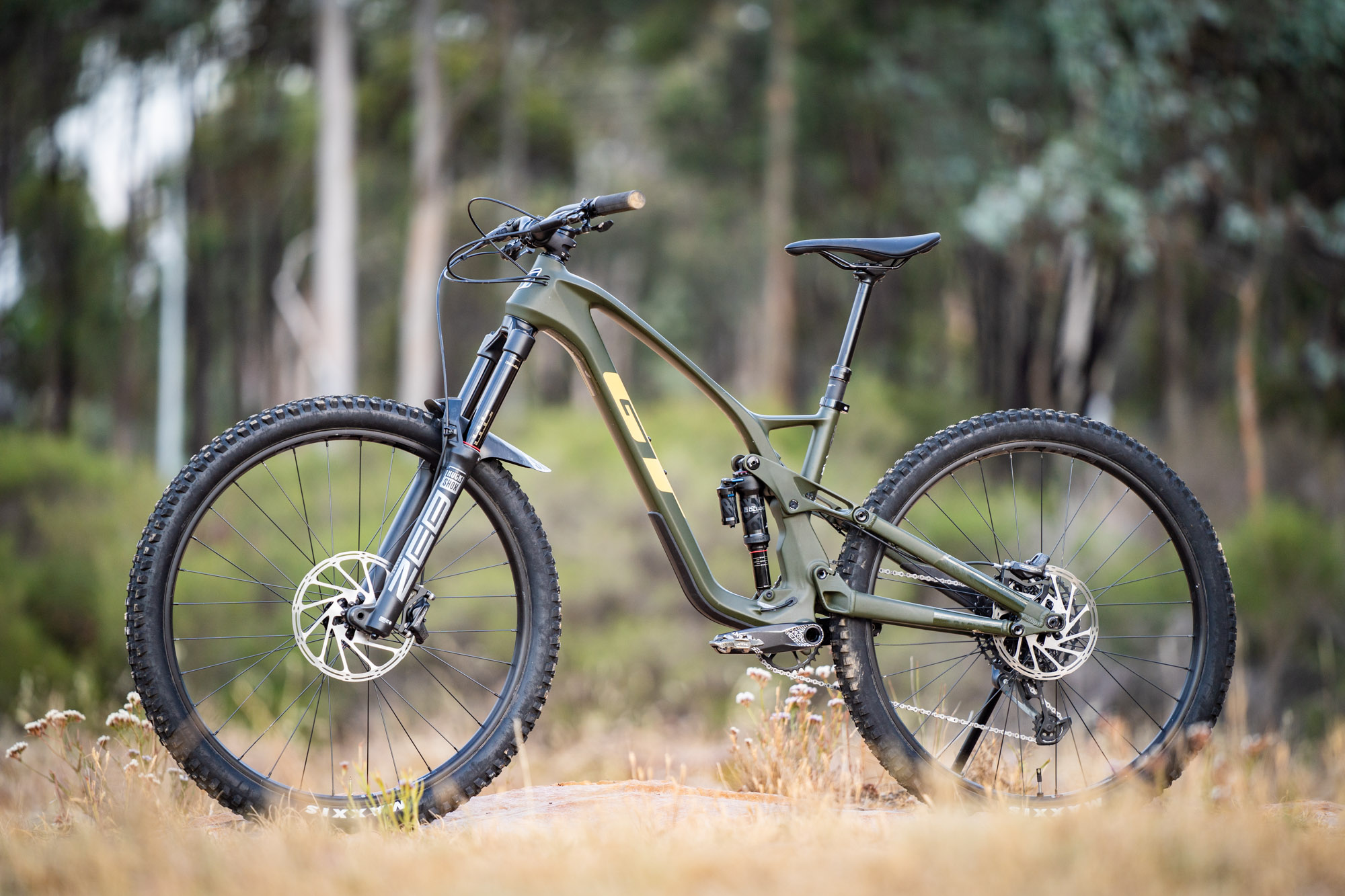 2022 GT Force Review | A high pivot bruiser that eats rocks for breakfast!