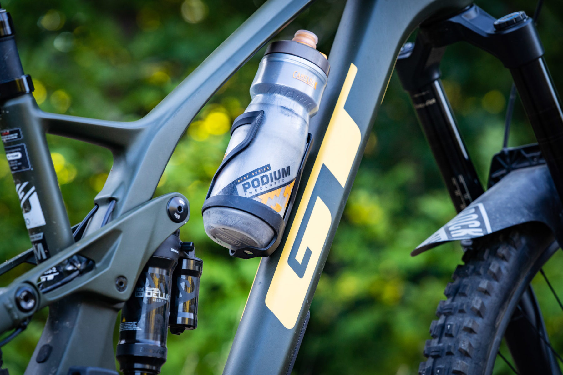 2022 GT Force Review | A high pivot bruiser that eats rocks for breakfast!