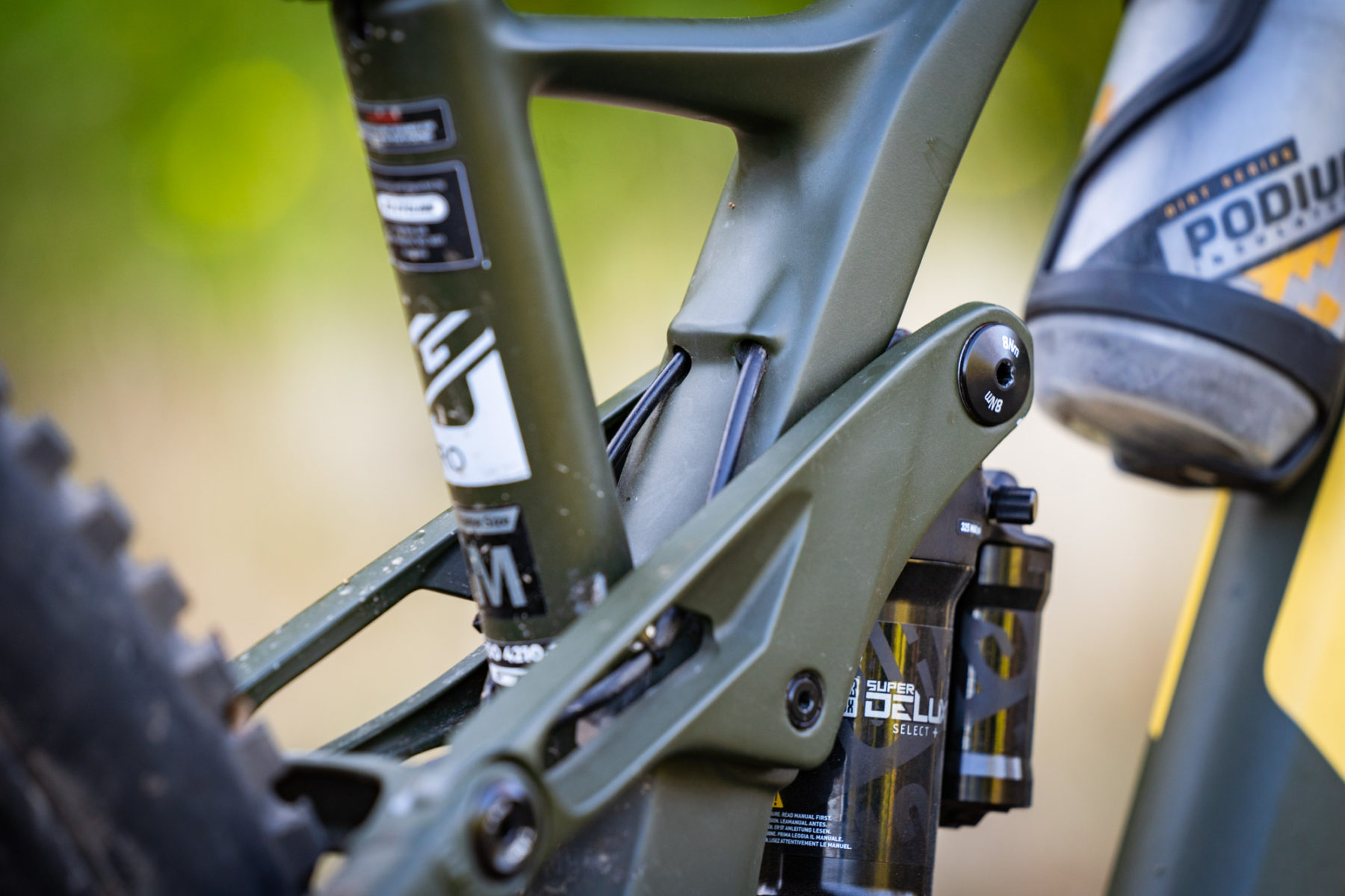 2022 GT Force Review | A high pivot bruiser that eats rocks for breakfast!