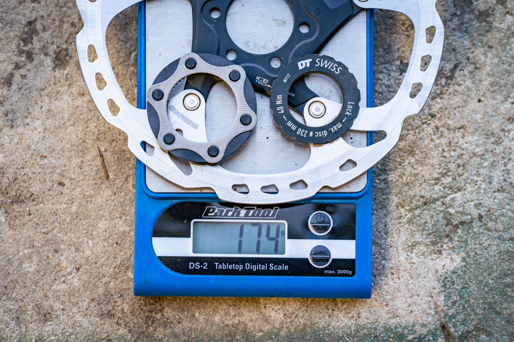 DT Swiss XRC 1501 Review | Bulletproof carbon wheels for more than XC