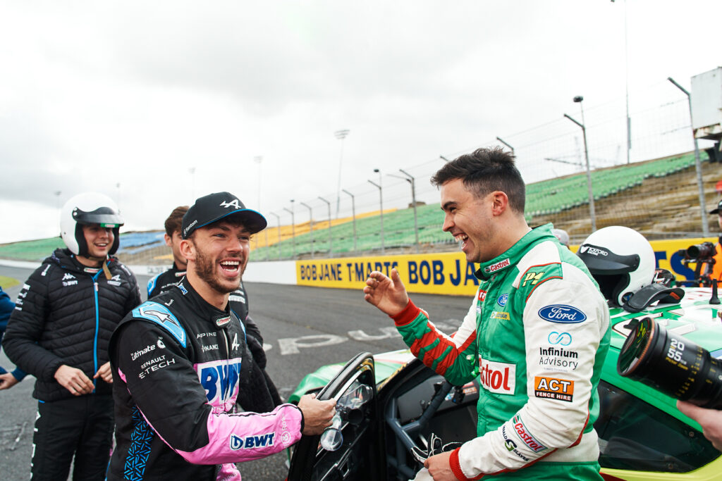 BWT Alpine F1 Team drivers sample Castrol Mustang - Repco Garage