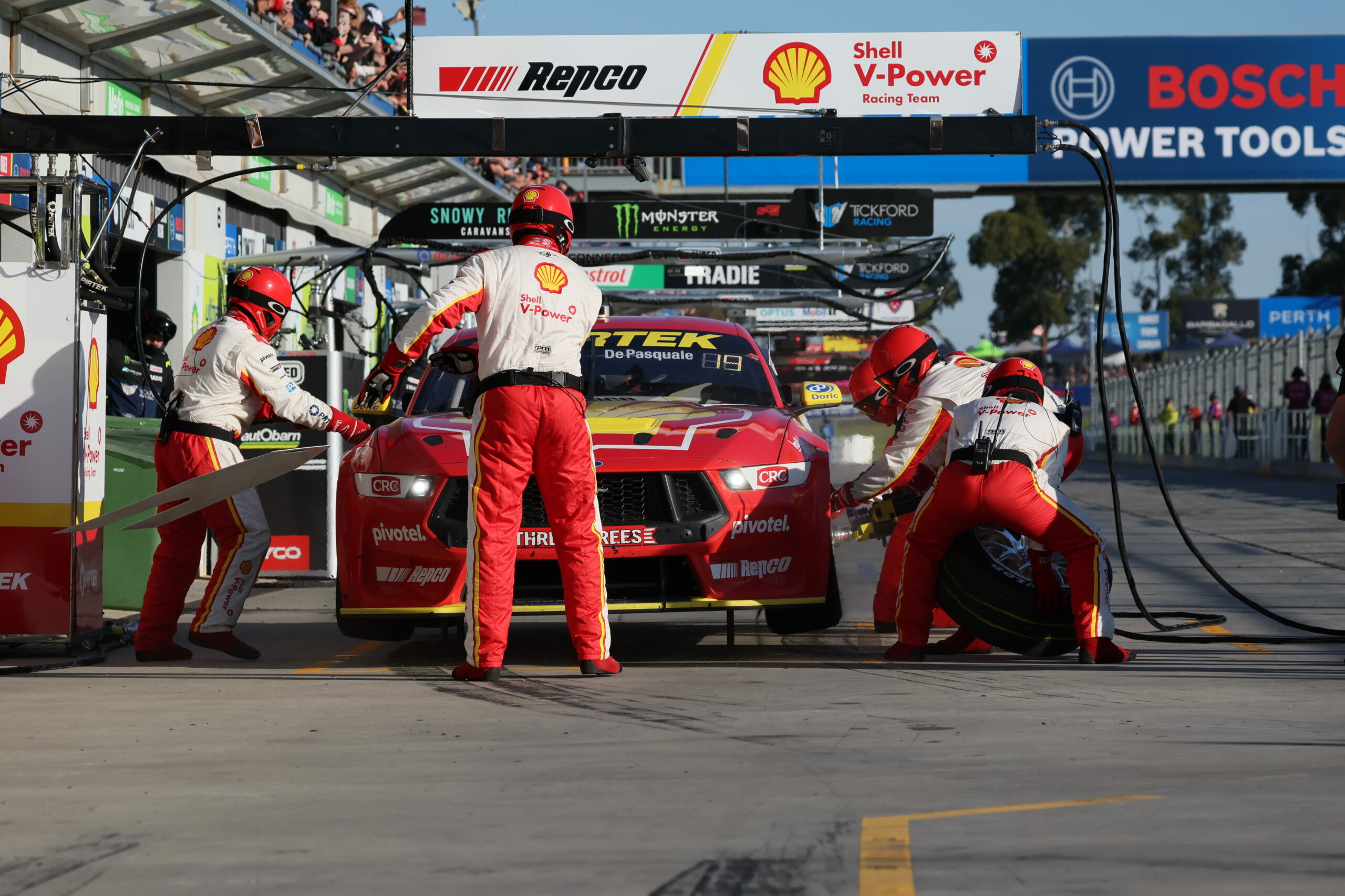 DJR Supercars Preview, Round 10, Pukekohe Park Raceway - Repco Garage