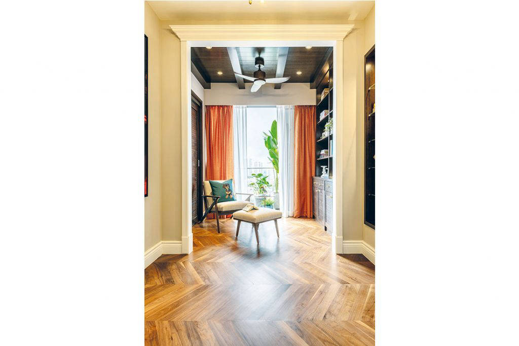 A shoebox apartment inspired by Hemingway | Lookbox Living