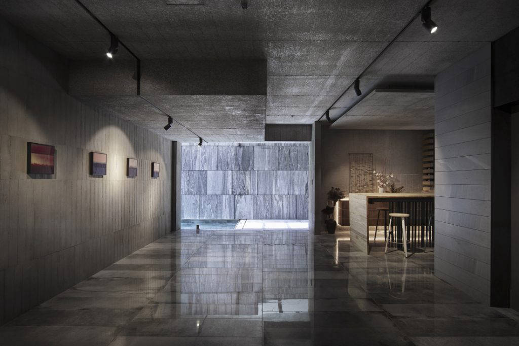 Adaptable home with multifunctional spaces reshapes itself | Lookbox Living