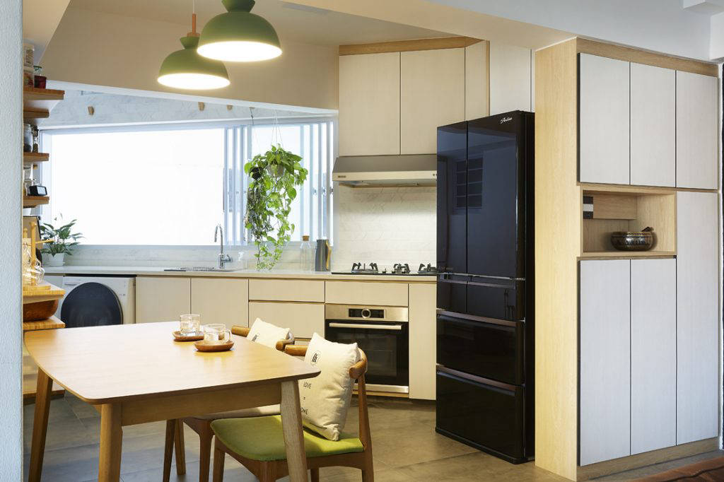 This home embraces angular walls like a champ | Lookbox Living