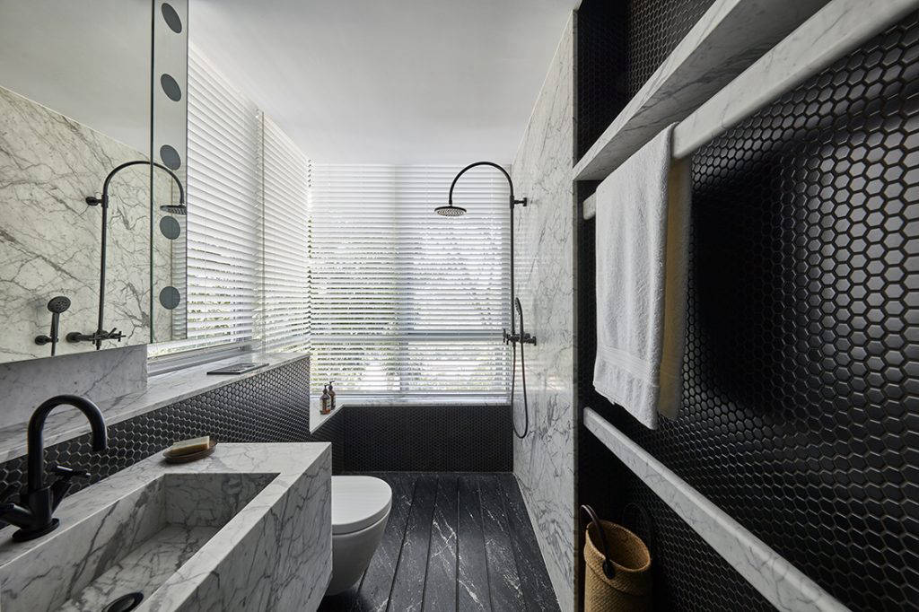 Relaxed elegance defines this family retreat in the city | Lookbox Living