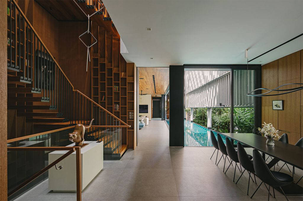 This house by HYLA Architects has been sculpted as a piece of art ...