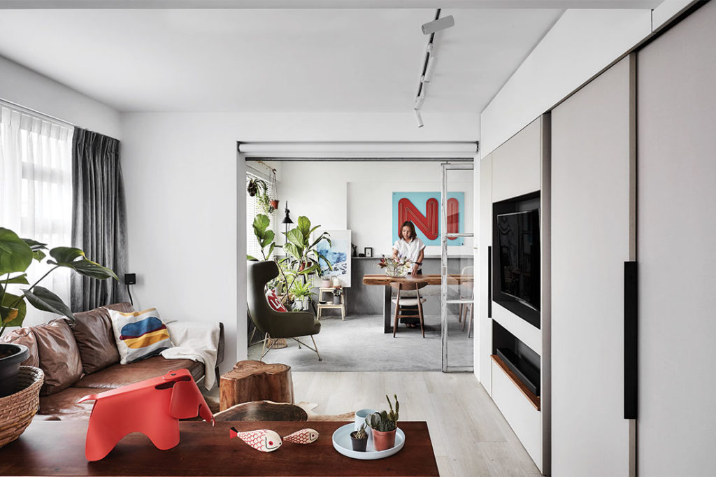 Home experiment: How to turn a small flat into a free-flowing space for ...