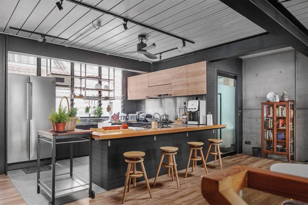 A sustainable house that caters for life and work in the tropics ...